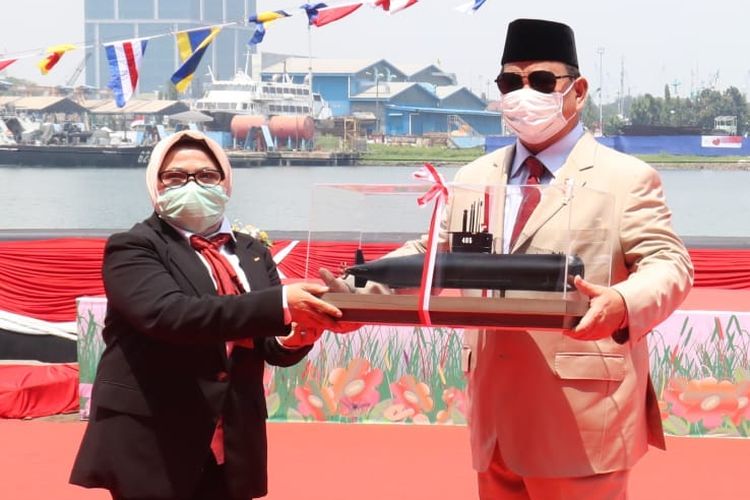 Prabowo Resmikan Kapal Selam KRI Alugoro-405