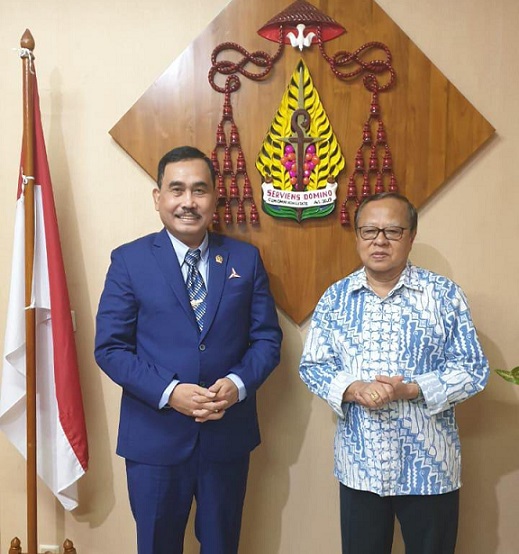 Ini Pesan Kardinal Suharyo kepada Anggota DPR RI, Hendrik Halomoan Sitompul