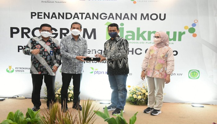 PI dan PTPN Teken MOU Program Makmur untuk Petani Tebu