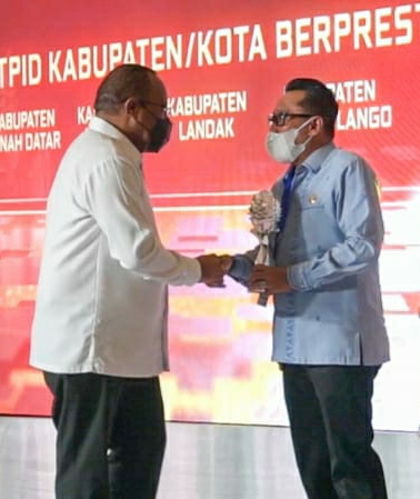 Kabupaten Tanah Datar Raih Prestasi Terbaik Tim Pengendali Inflasi Daerah (TPID) Kabupaten/Kota