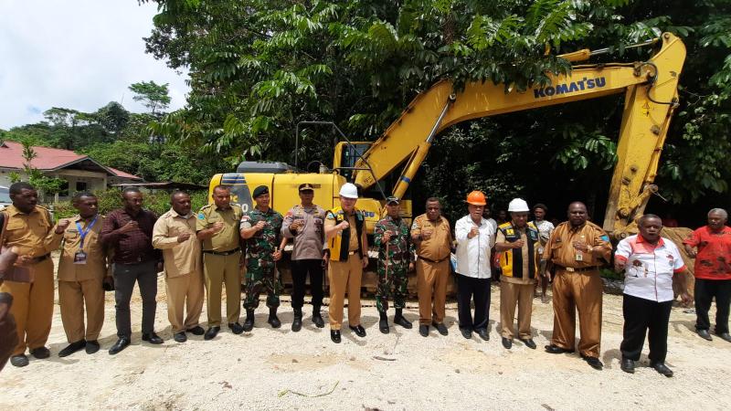 Terima DAK Rp42 Miliar, Pj Bupati Maybrat Manfaatkan untuk Perbaikan ... Terima DAK Rp42 Miliar, Pj Bupati Maybrat Manfaatkan untuk Perbaikan ...